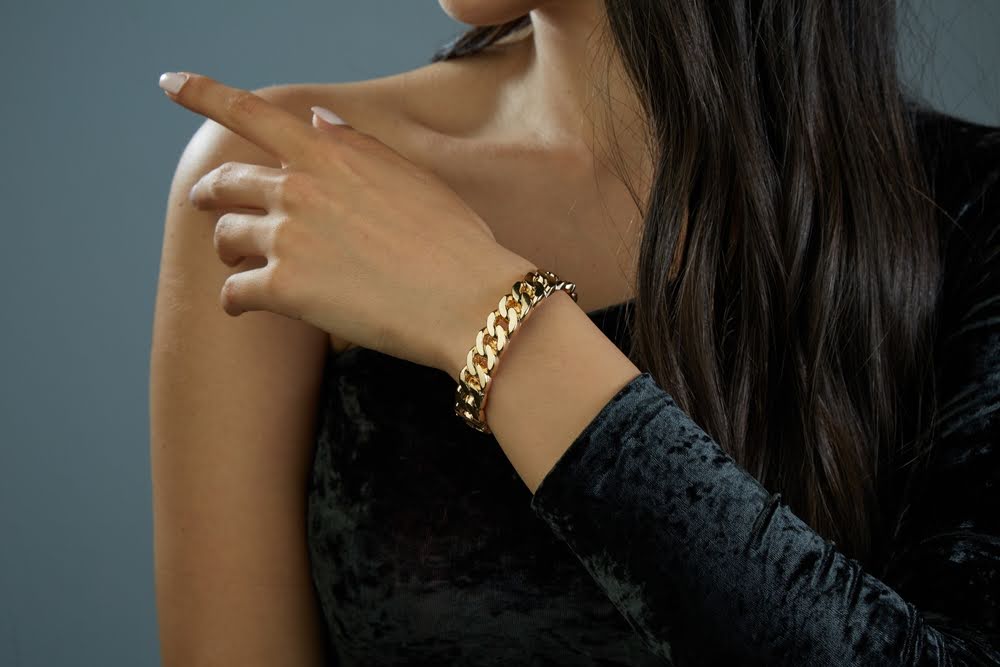 The Best Gold Bracelets- Timeless Elegance for Every Style – Dejaun ...
